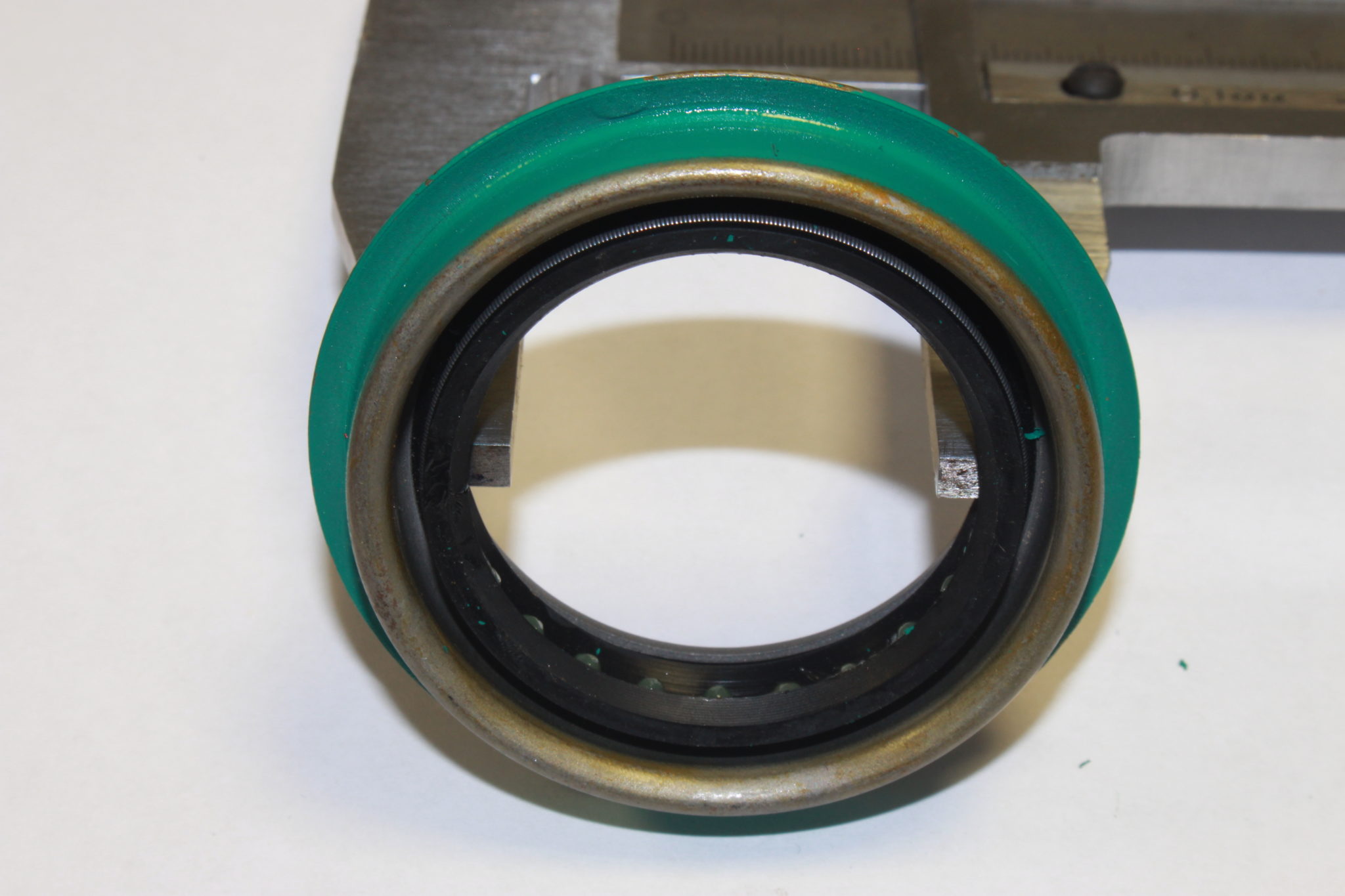 4508467 FORD - сальник привода АКПП